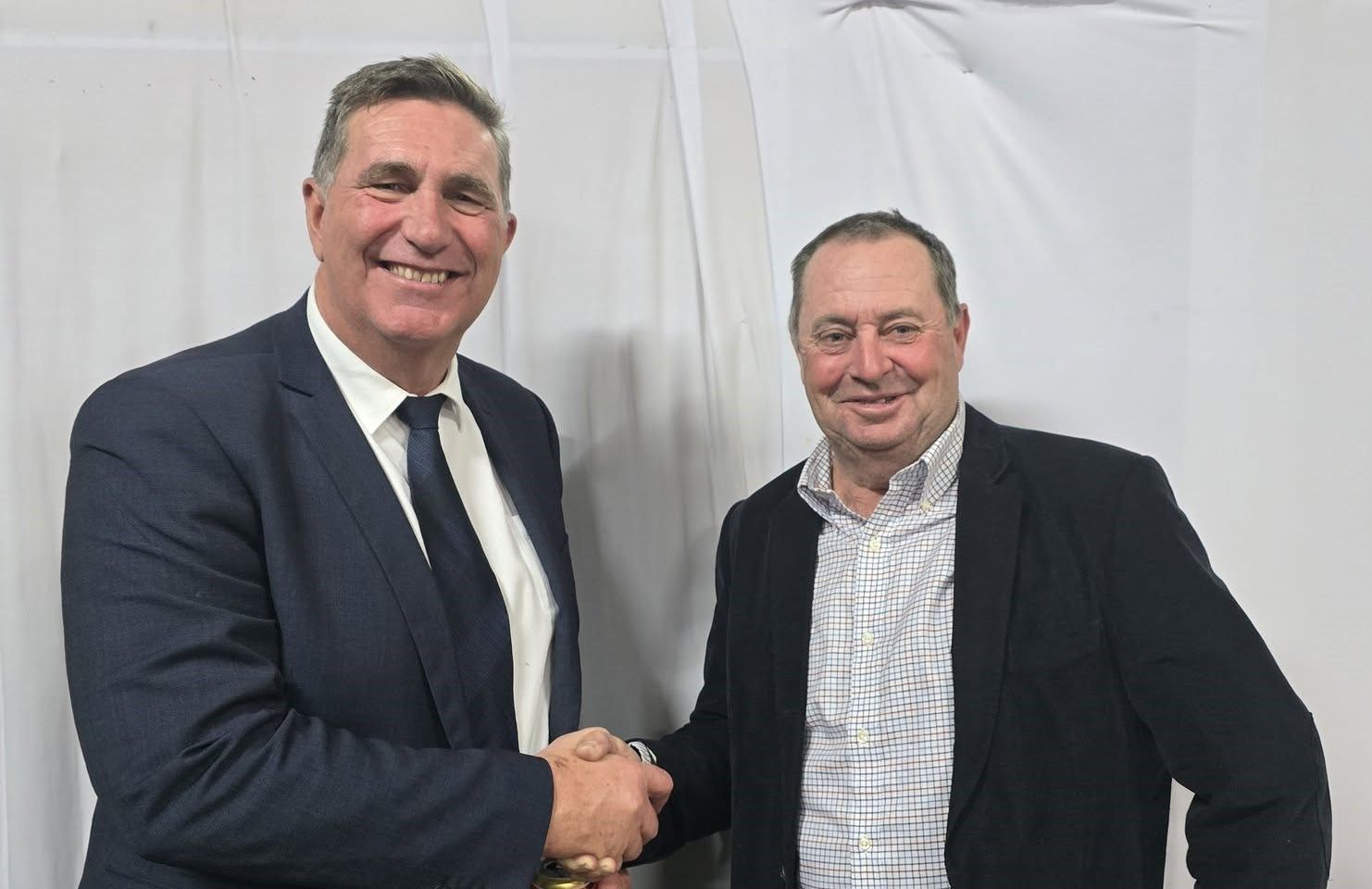 Elliott takes the reins at The Den