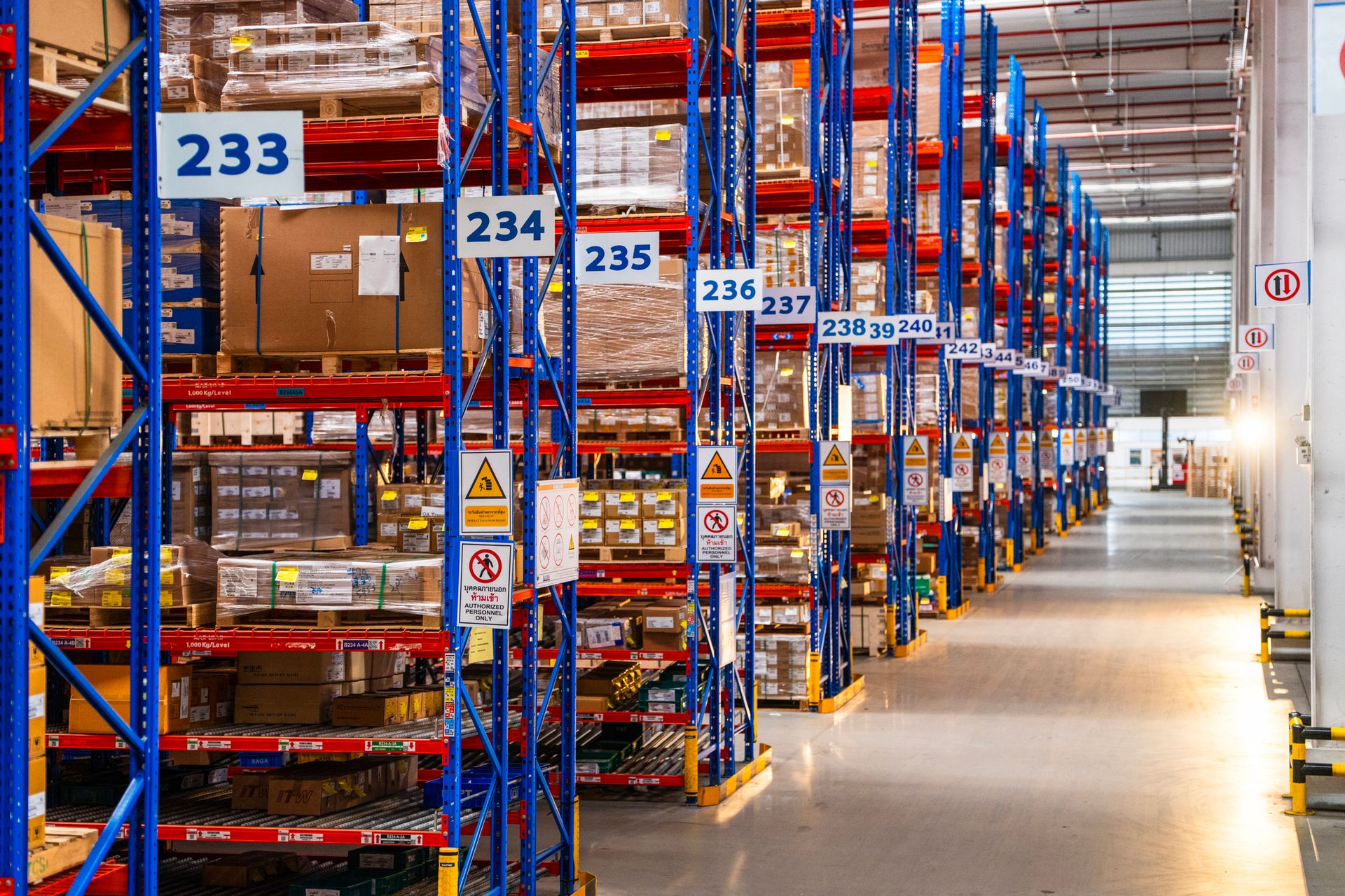 Pallet Racking Systems - Pittsburgh, PA - Alpha Omega