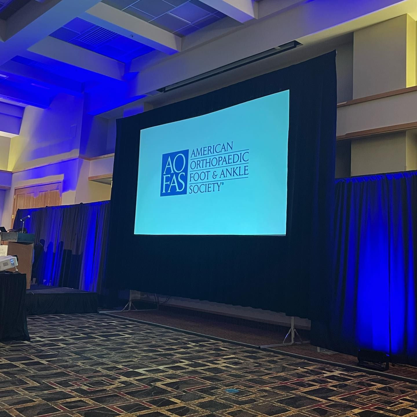 About Dr. Julie Neumann | Orthopedist Julie Neumann