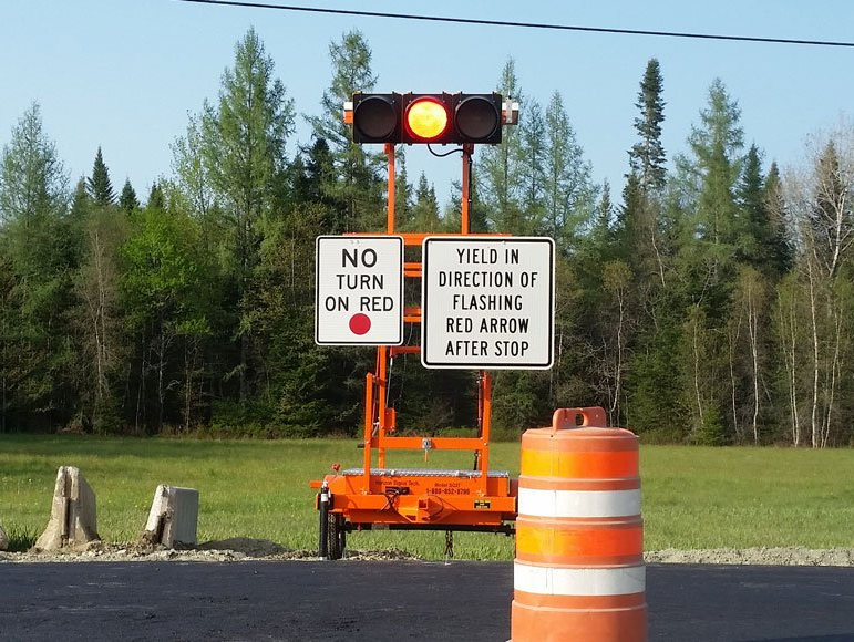 Portable Traffic Signals | Arkansas Sign and Barricade