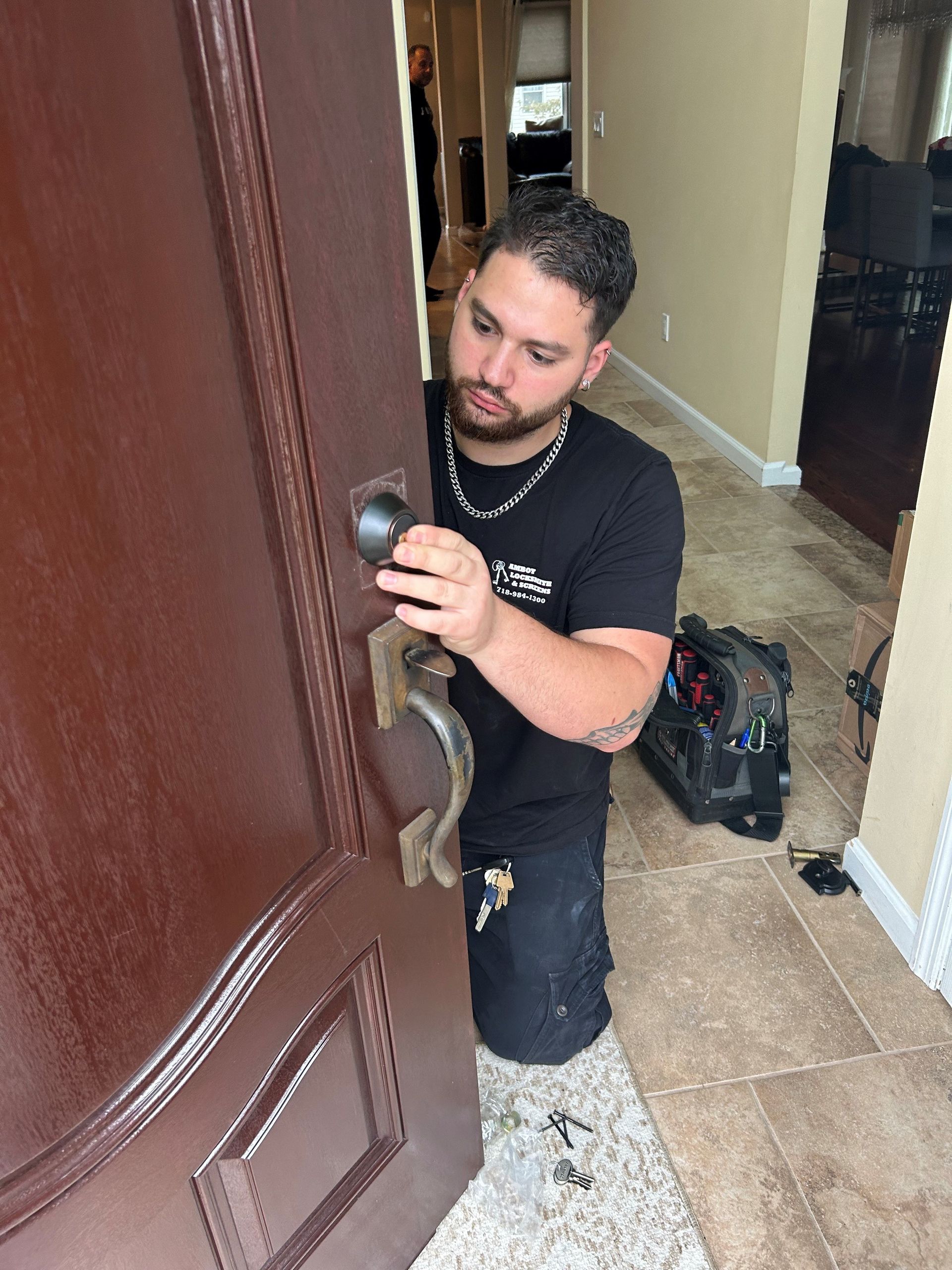 Locksmith and Window Screen Services | Staten Island, NY