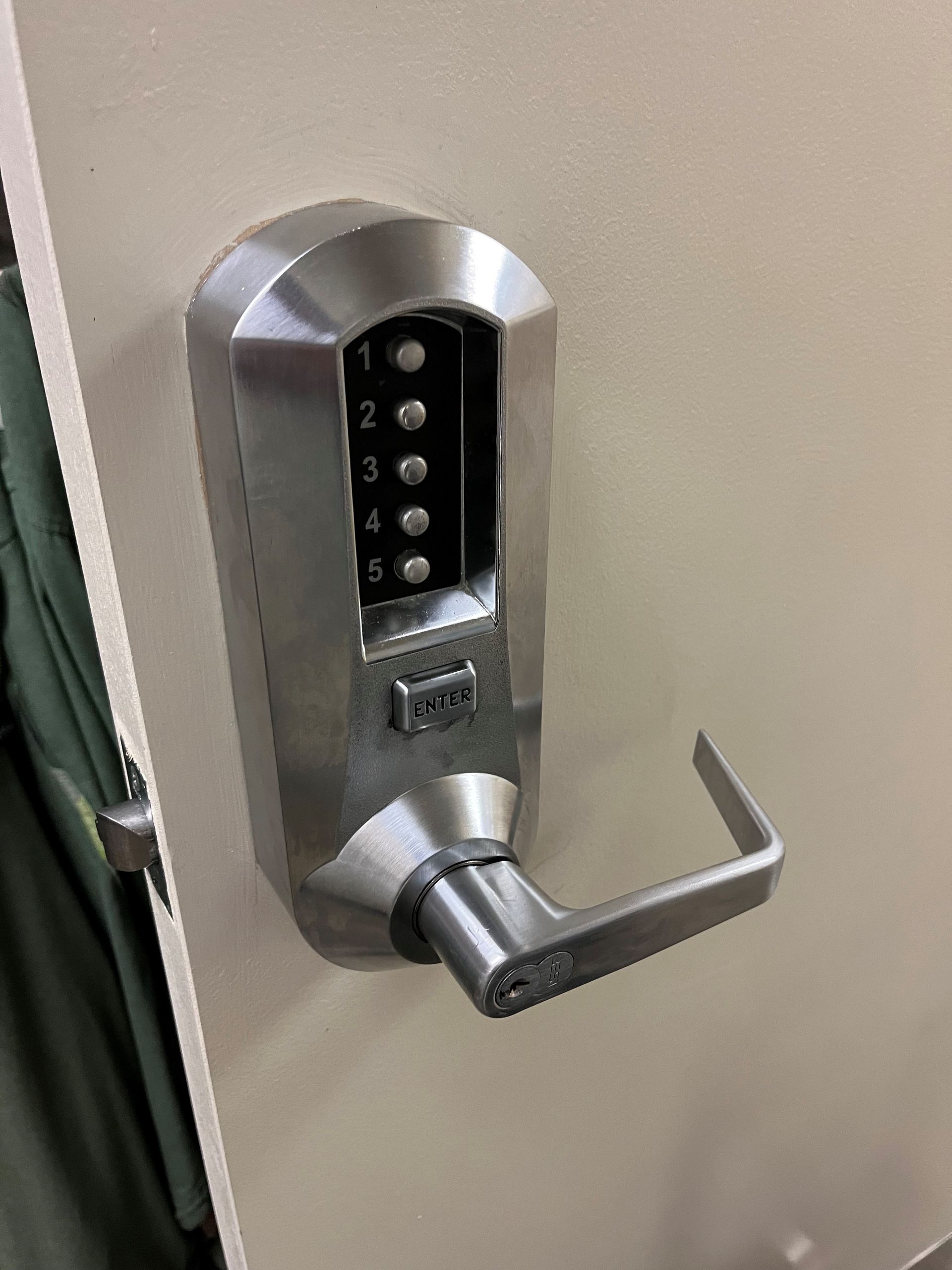 Locksmith and Window Screen Services | Staten Island, NY