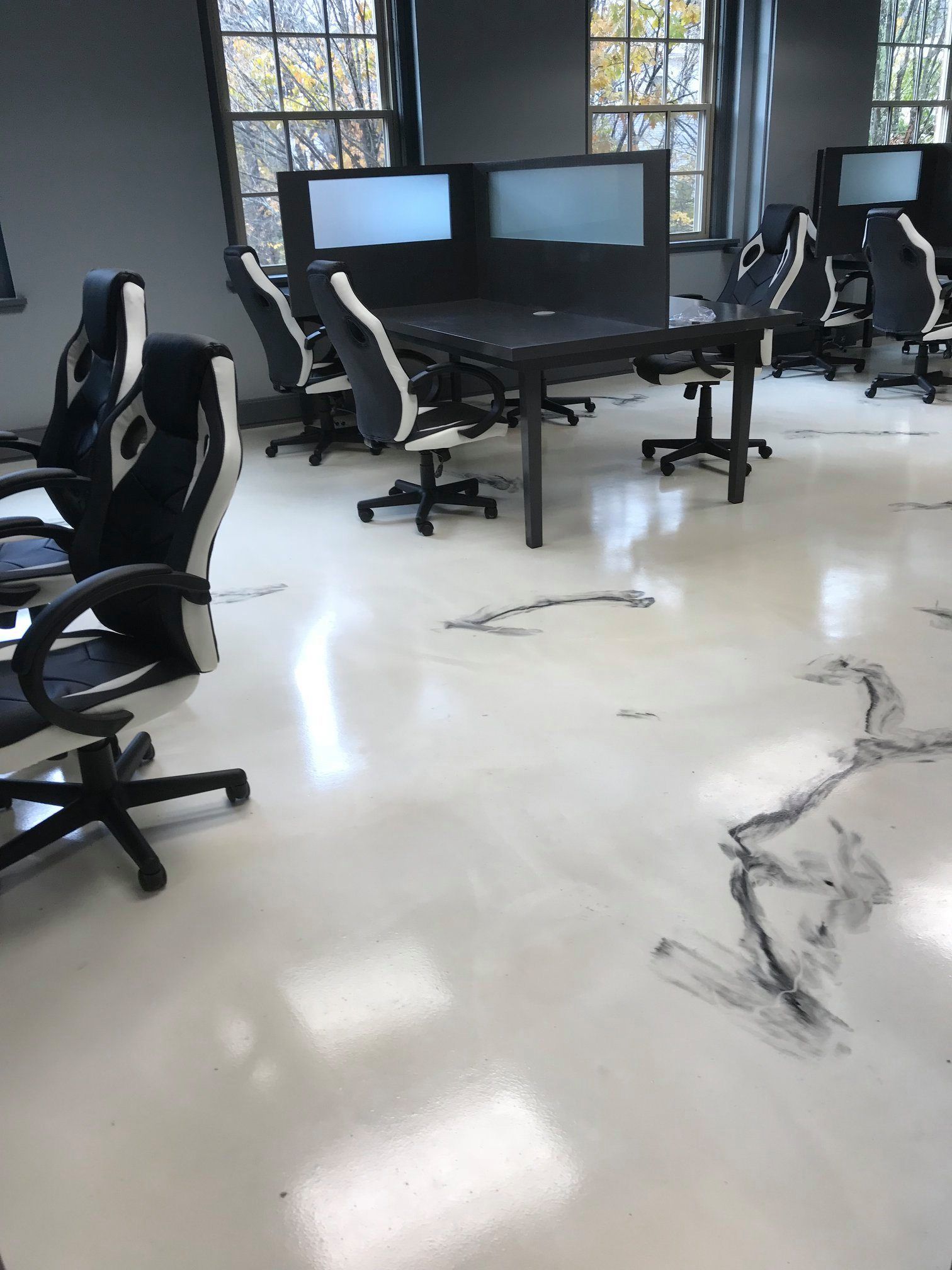 Modernize Offices with Epoxy Flooring
