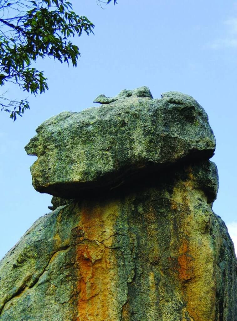Report on the “Owl stone” Aboriginal site at Red Hill, northeast of Perth