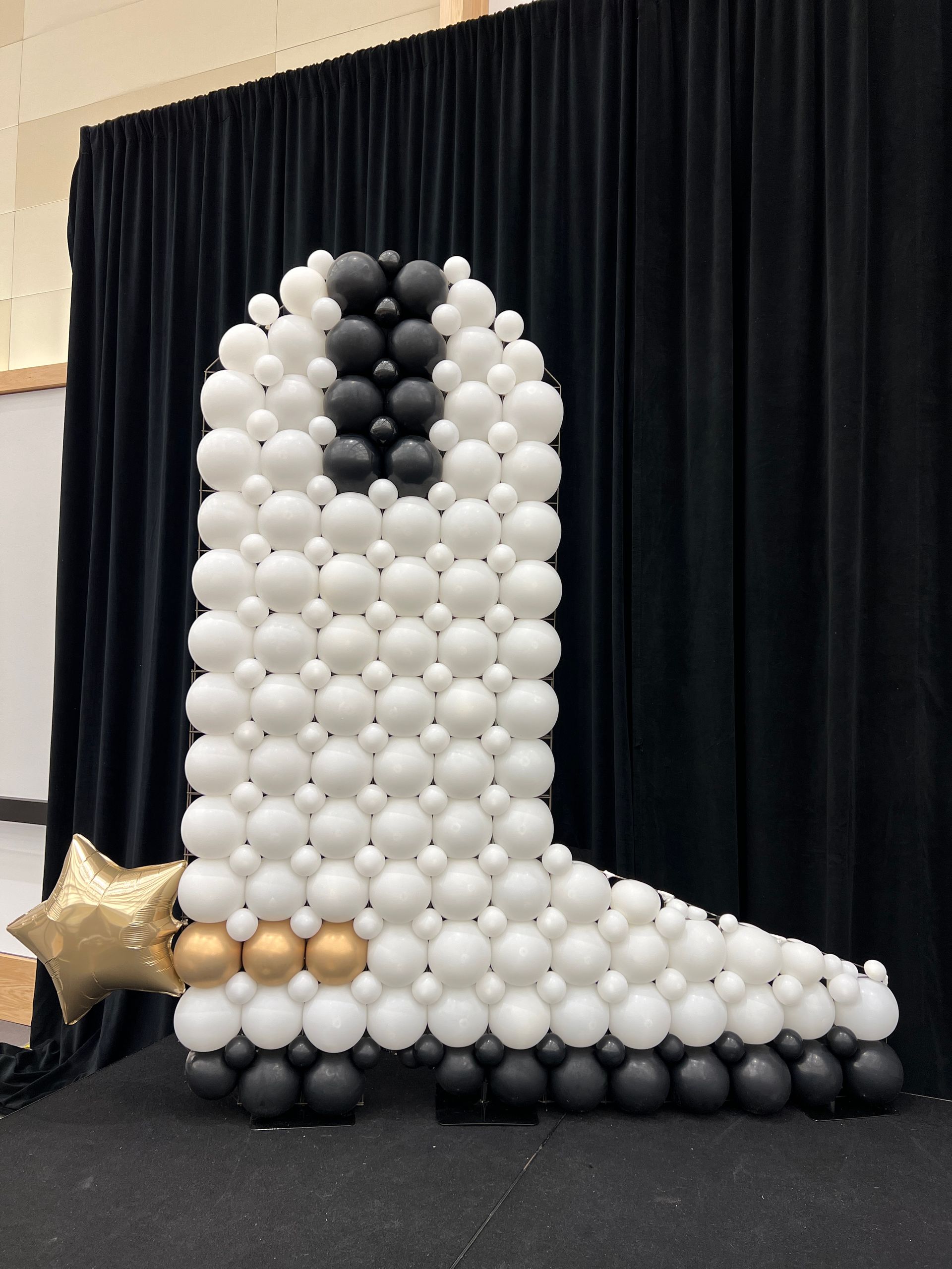 Custom Balloon Decor | ATX Bubbles | Austin, TX