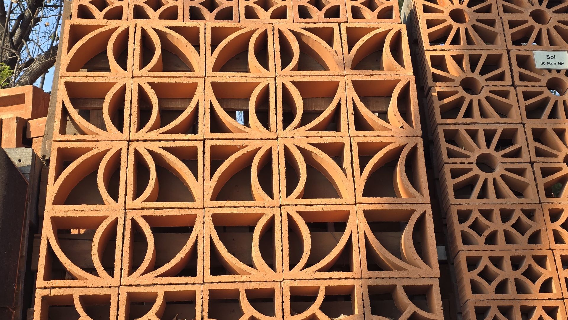 Materiales de barro para construcción en Morelia