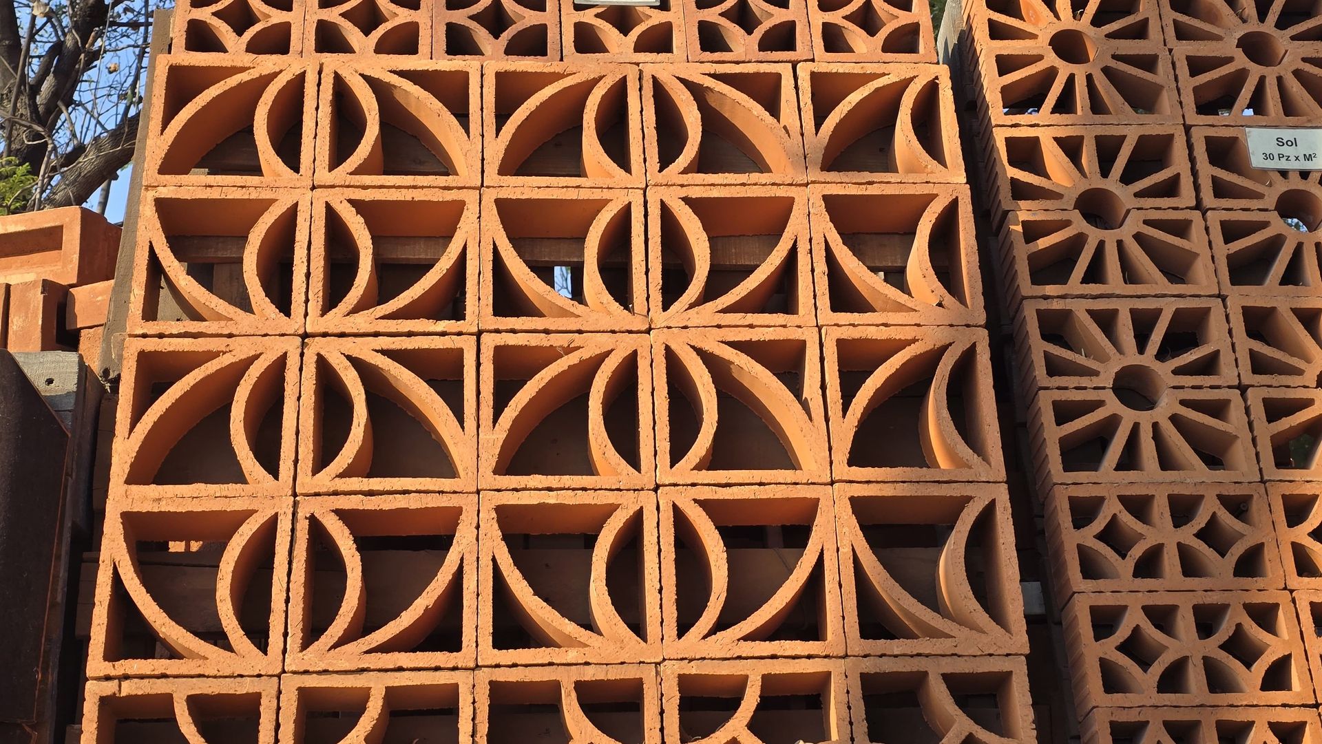 Materiales de barro para construcción en Morelia