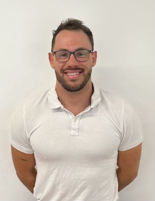 Meet The Team - Our Team at Performance Physiotherapy in Pontypridd