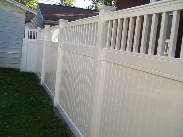 Vinyl Private Fencing | Wapakoneta, OH | Advantage Fence & Deck