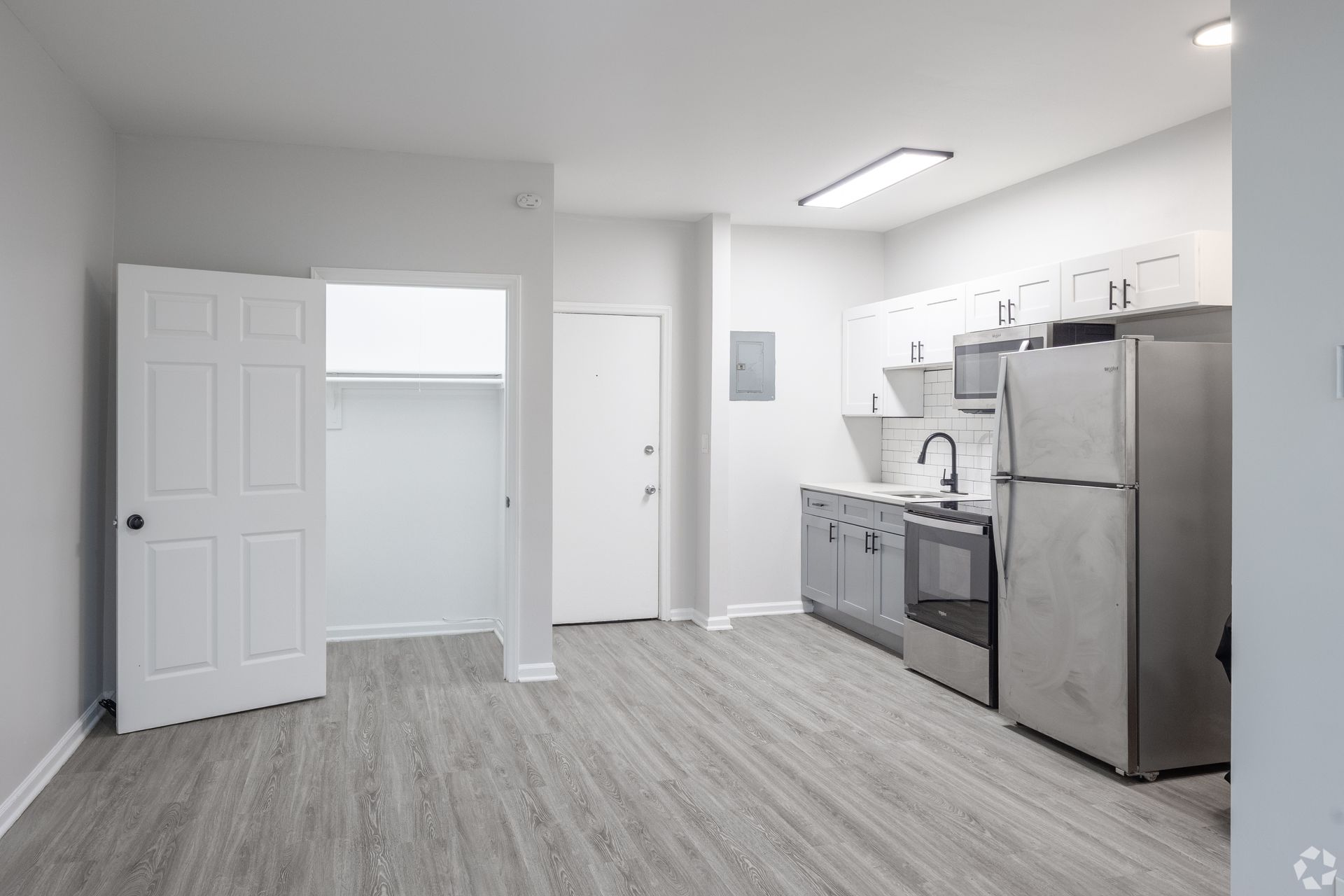 4901 S Drexel
