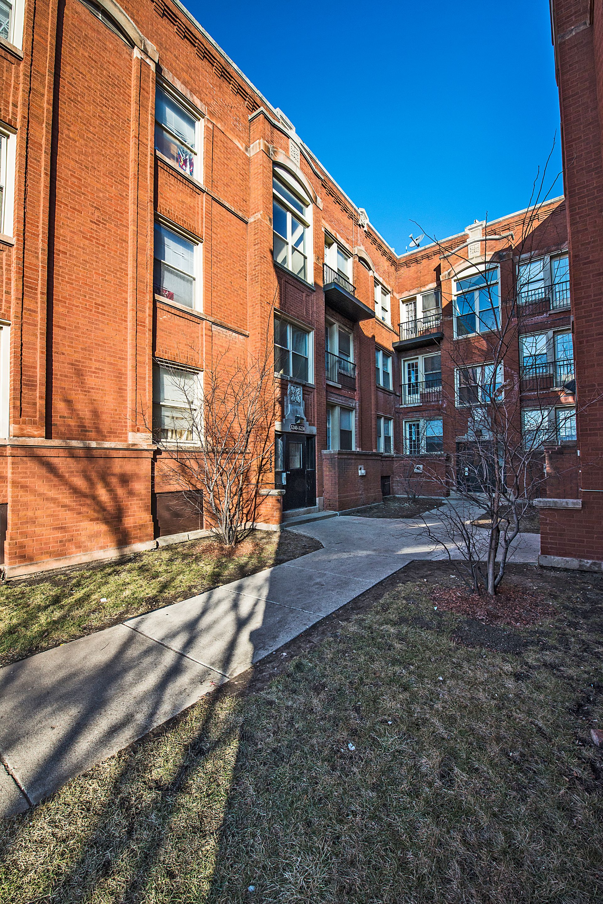 5236 W Harrison