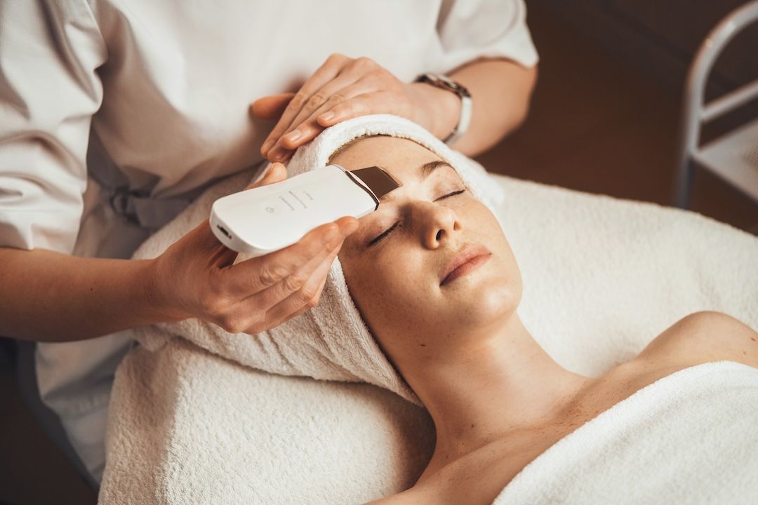 Aesthetic Ultrasound Science: Transforming Facial Treatments