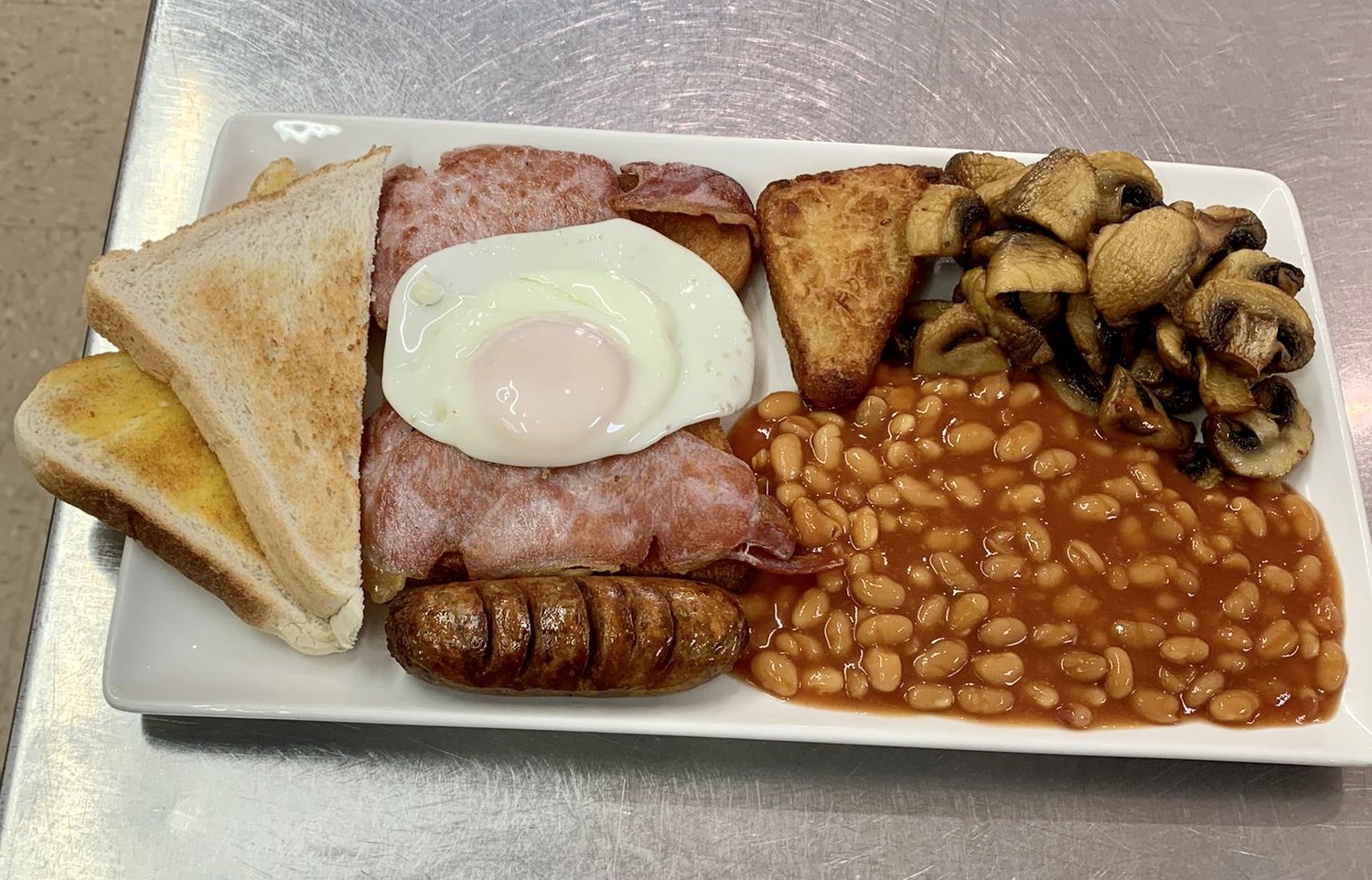 Home [www.hawkhurstcaferestaurant.co.uk]