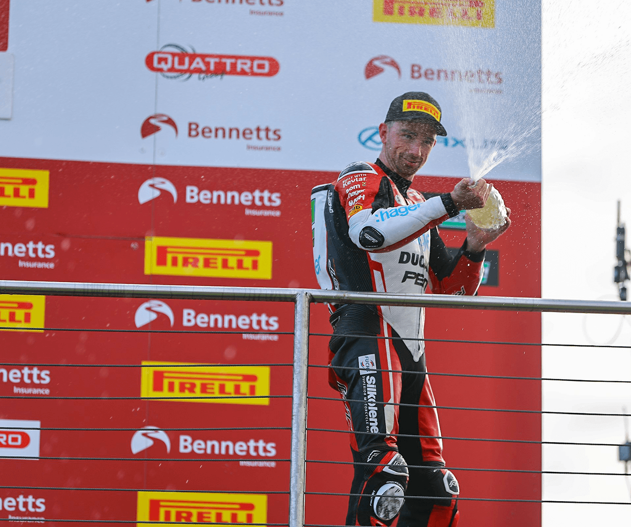 Donington Park Victory Keeps Irwin In Title Chase