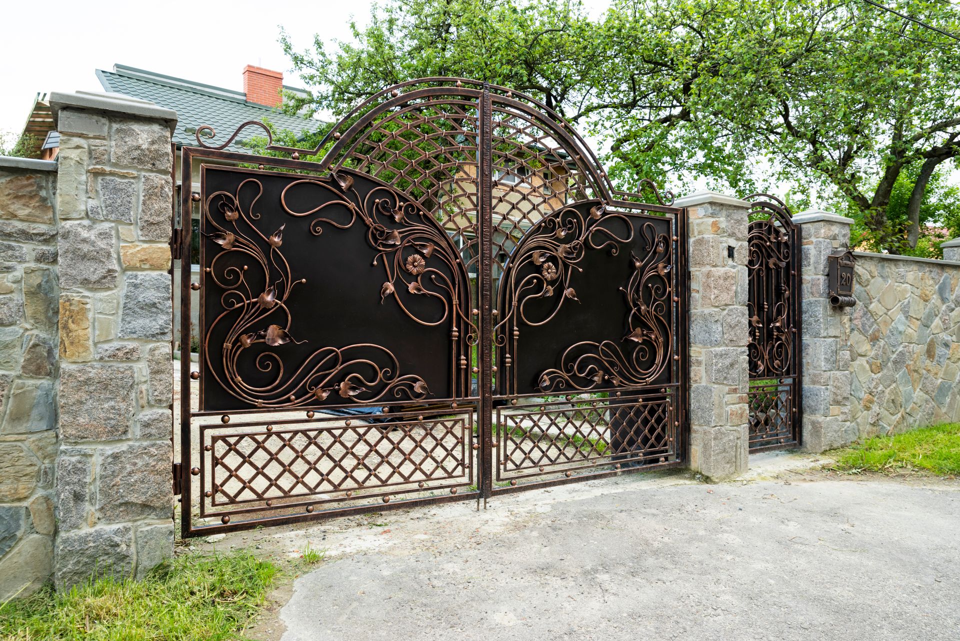 Gate Entry Columns | Castle Rock, CO | Segura's Stone