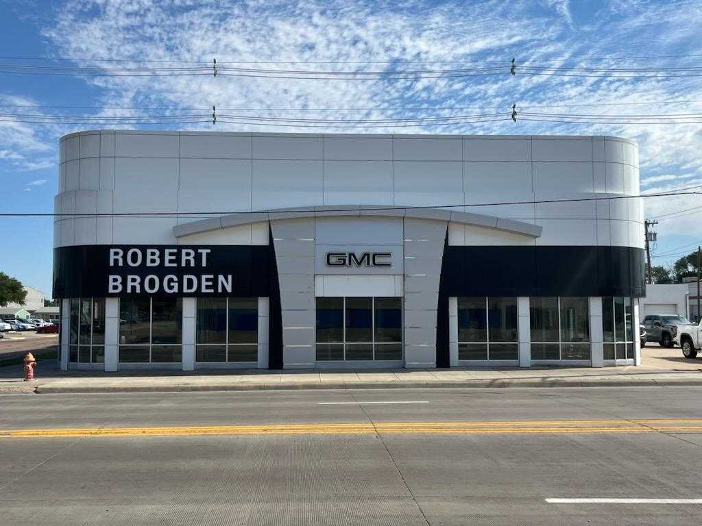 Exciting Auto Job Opportunities | Robert Brogden's Hays Buick GMC