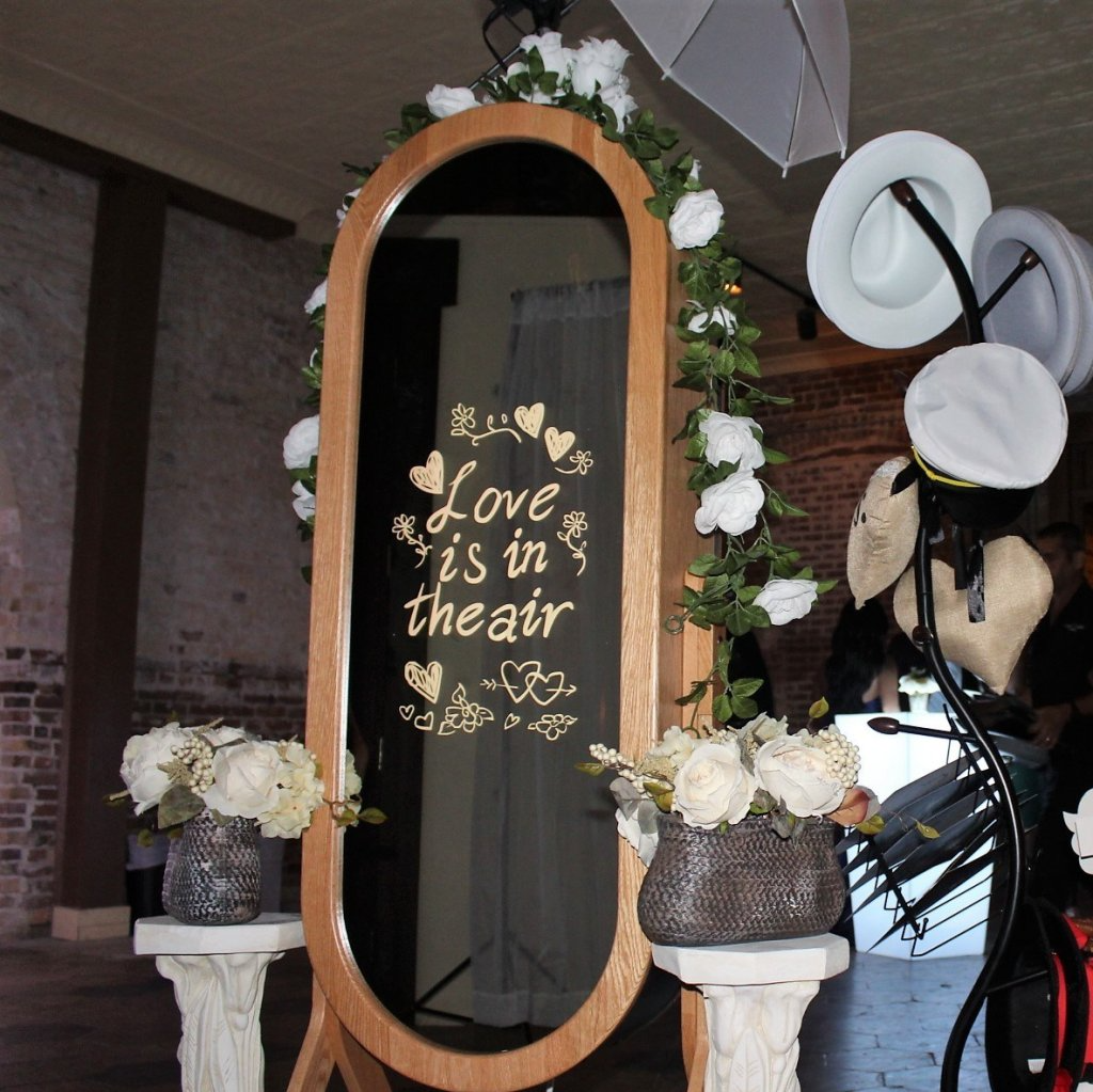 Vintage Photo Booth Rental | Boothlegger