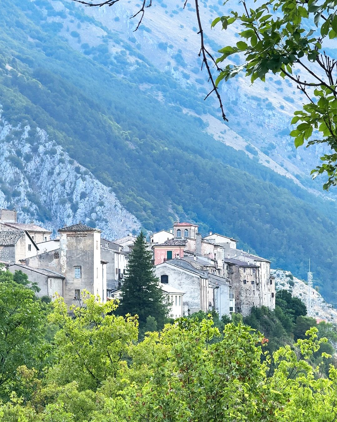 Castrovalva, Abruzzo: cosa vedere nel borgo a nido d'aquila