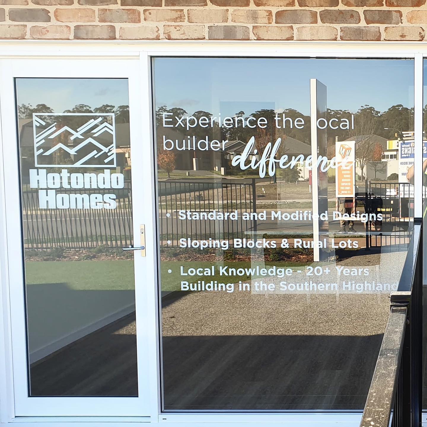 Building Signs | Macarthur Signs & Graphics