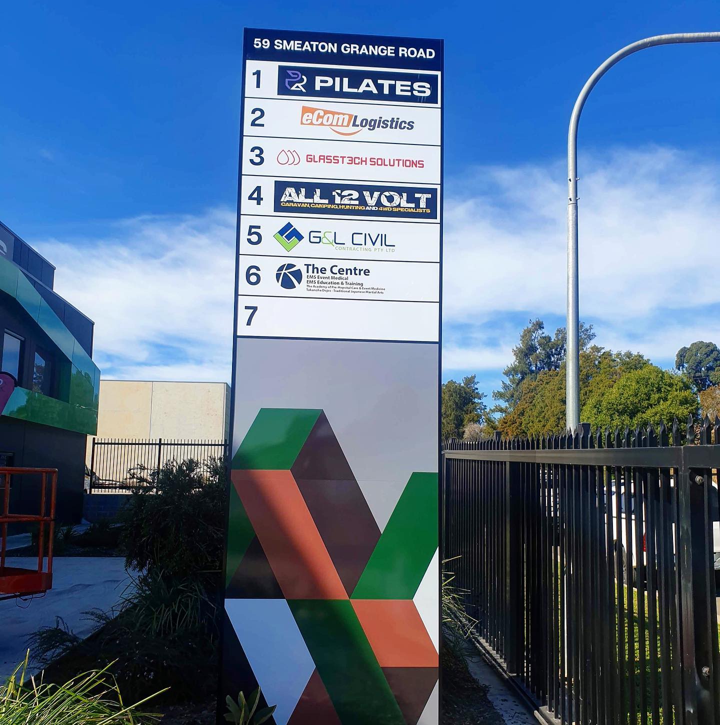 Retail Signage Near Minto NSW| Macarthur Signs & Graphics