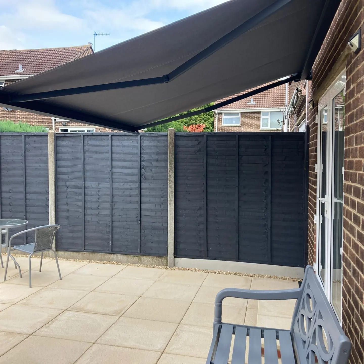 RA Solar Compact 4500: Eco-Friendly Retractable Awnings | UK