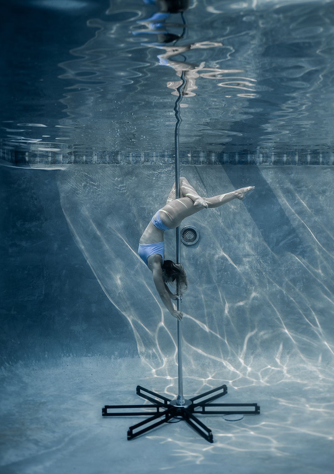 Underwater Photography Portfolio | Milk & Peonies in Medford, Oregon