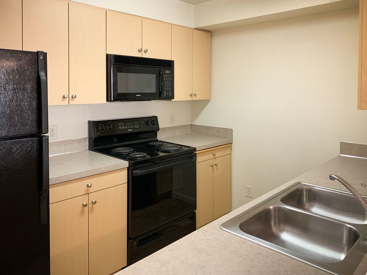 Falcon Ridge Apartments - SMI Property Management