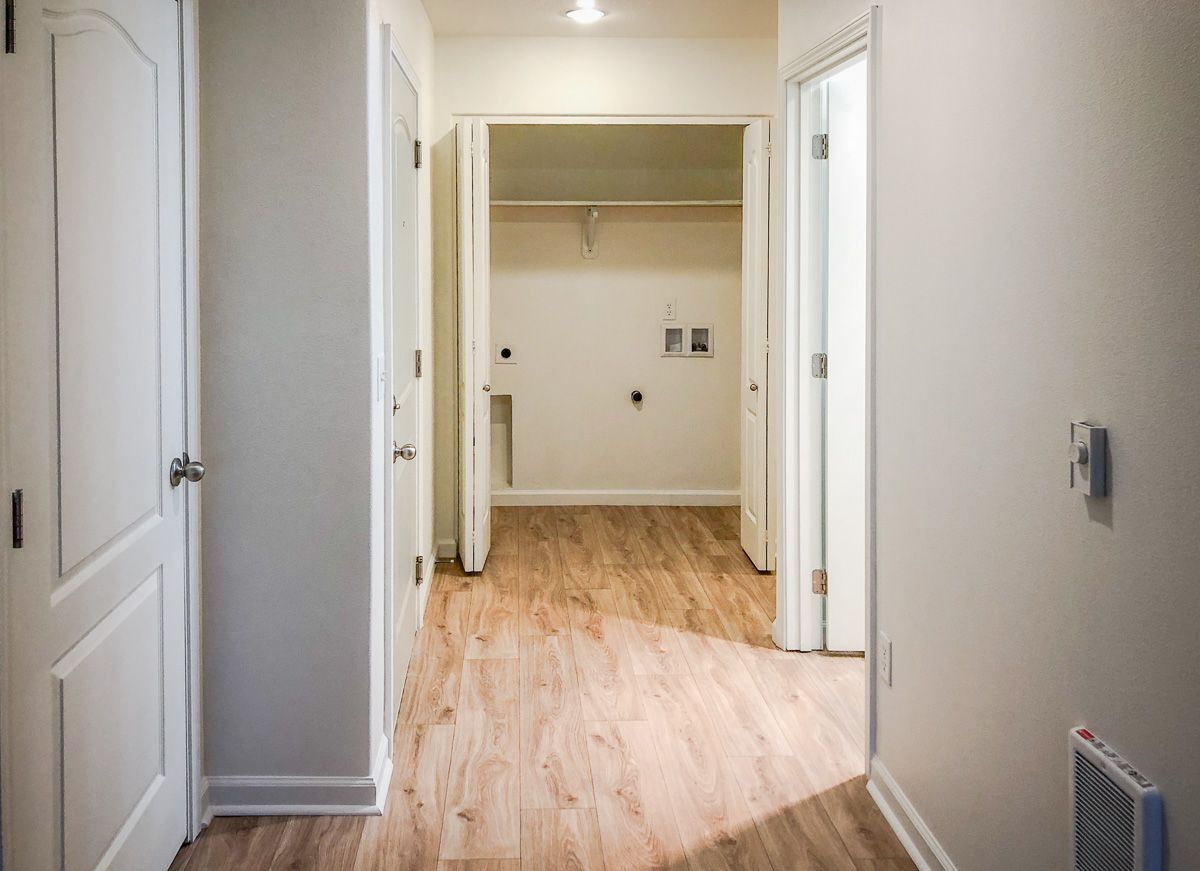 Falcon Ridge Apartments - SMI Property Management