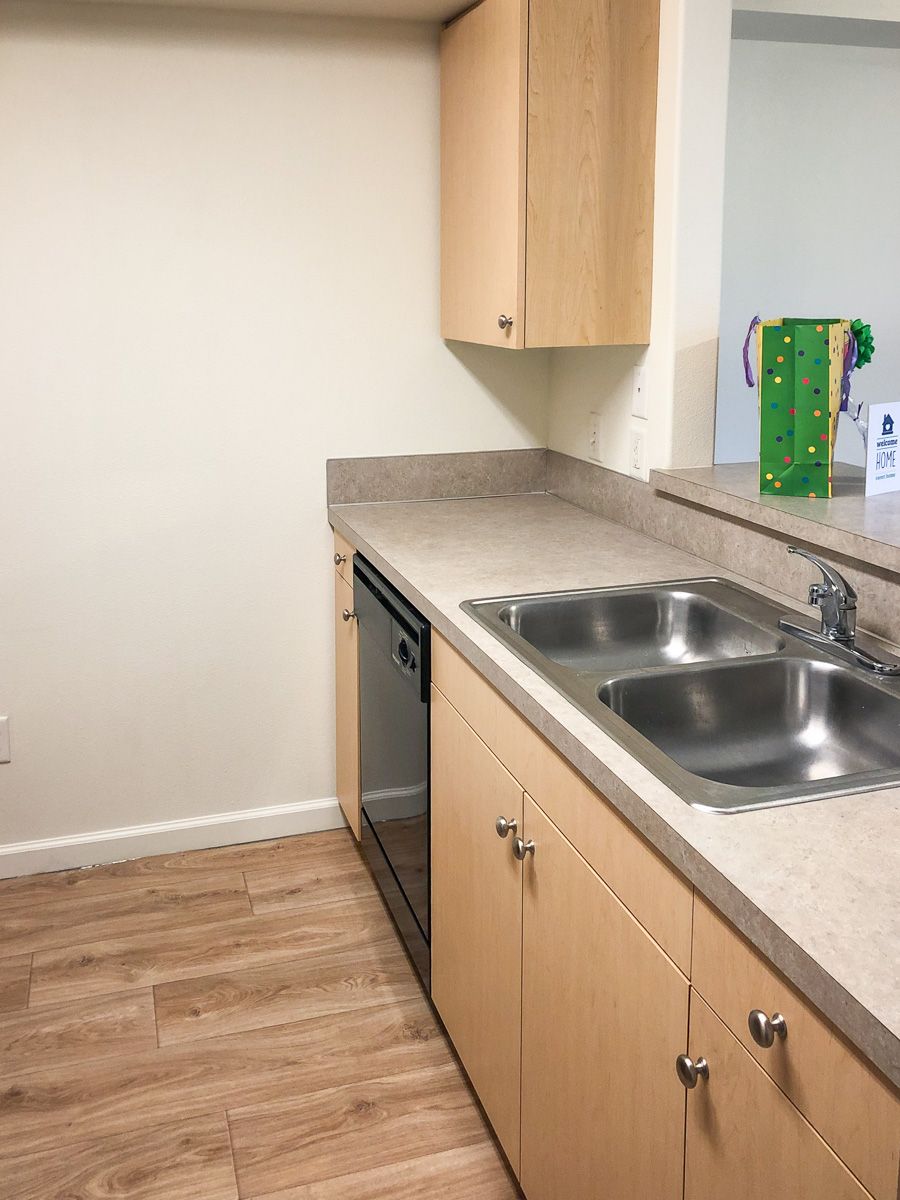 Falcon Ridge Apartments - SMI Property Management