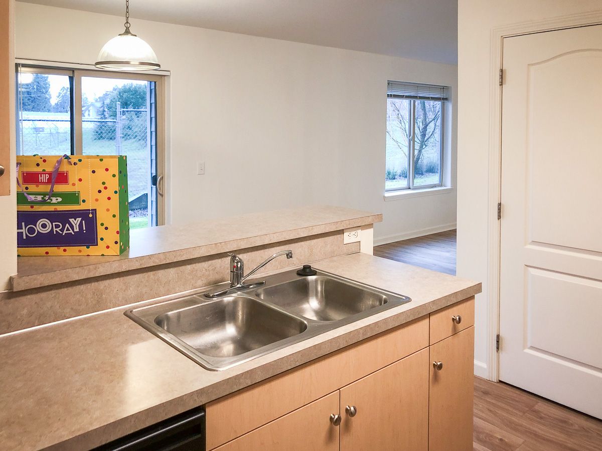 Falcon Ridge Apartments - SMI Property Management