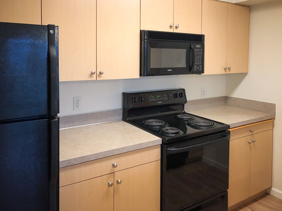 Falcon Ridge Apartments - SMI Property Management