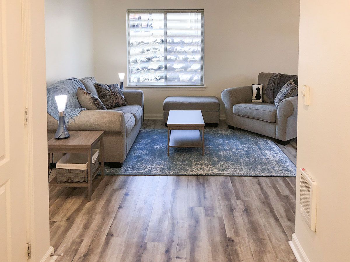 Falcon Ridge Apartments - SMI Property Management