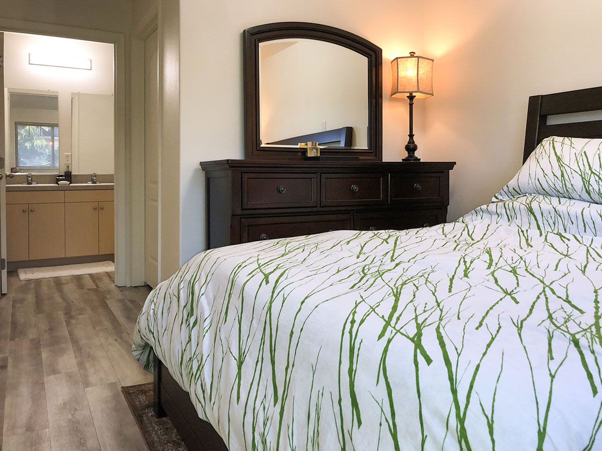 Falcon Ridge Apartments - SMI Property Management