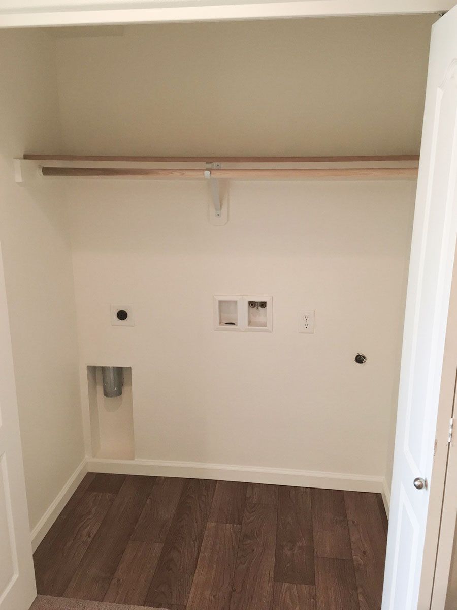 Falcon Ridge Apartments - SMI Property Management