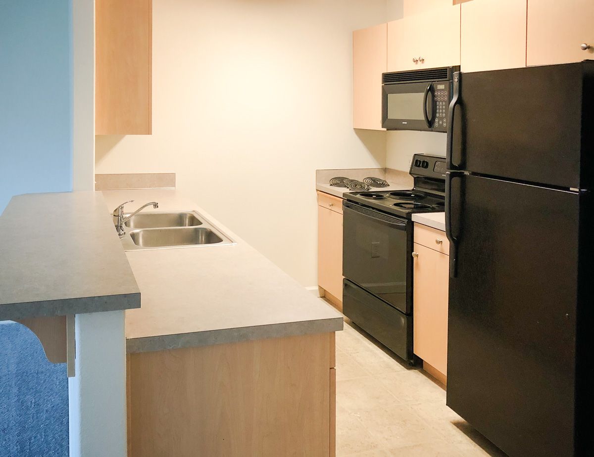 Falcon Ridge Apartments - SMI Property Management