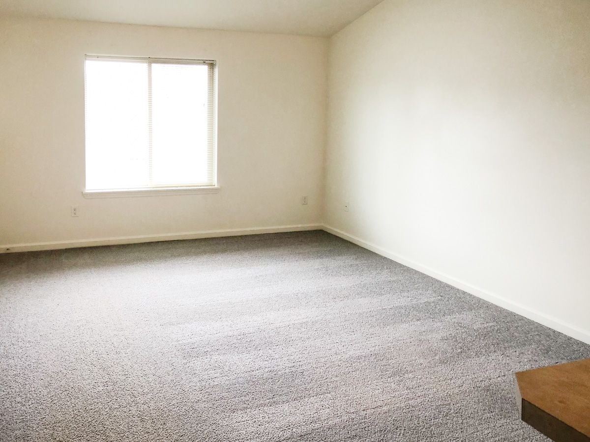 Falcon Ridge Apartments - SMI Property Management