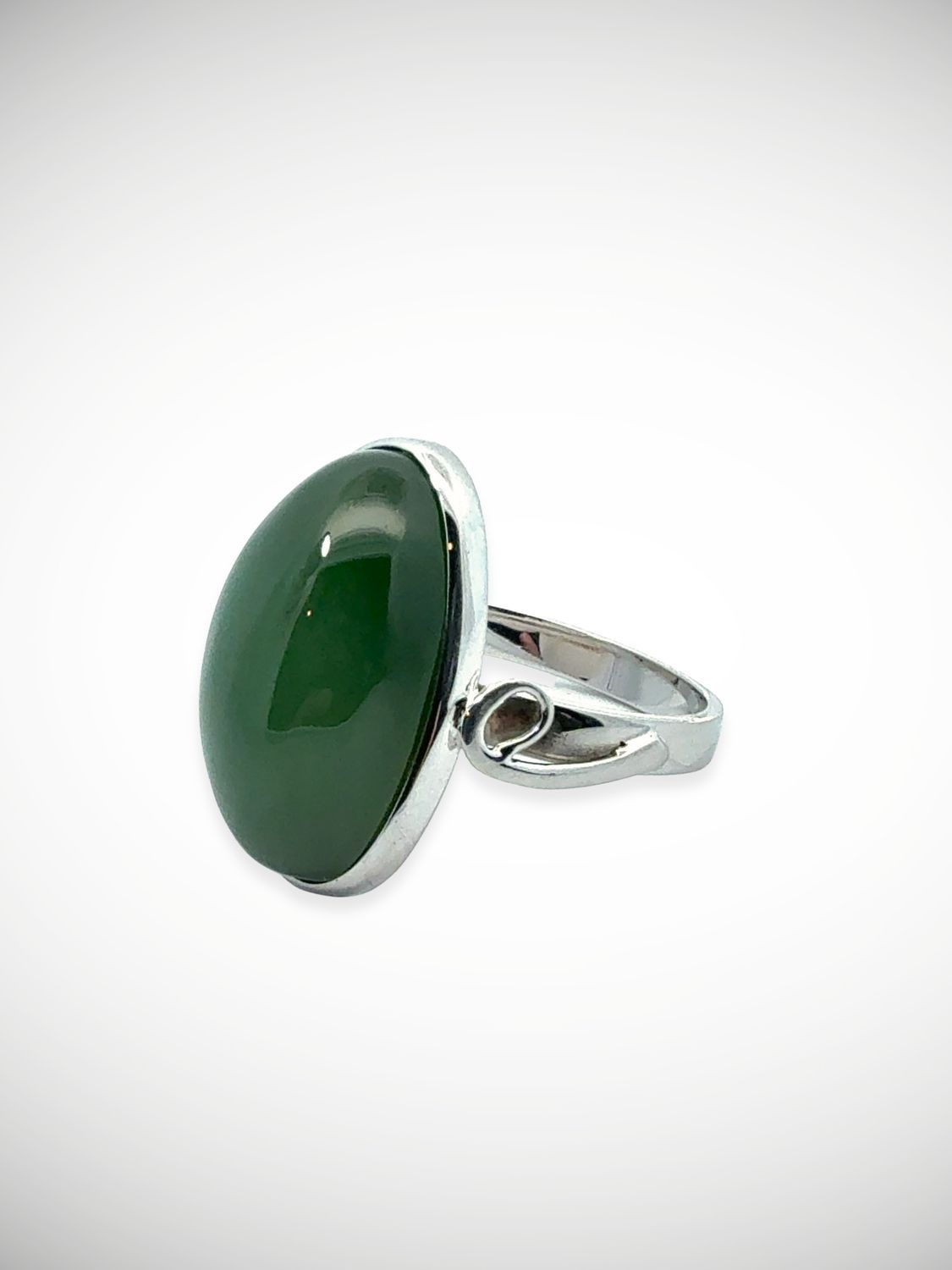 Whakapūmau & Whakatō Whetū: Pounamu for 21st, Engagement & Marriage