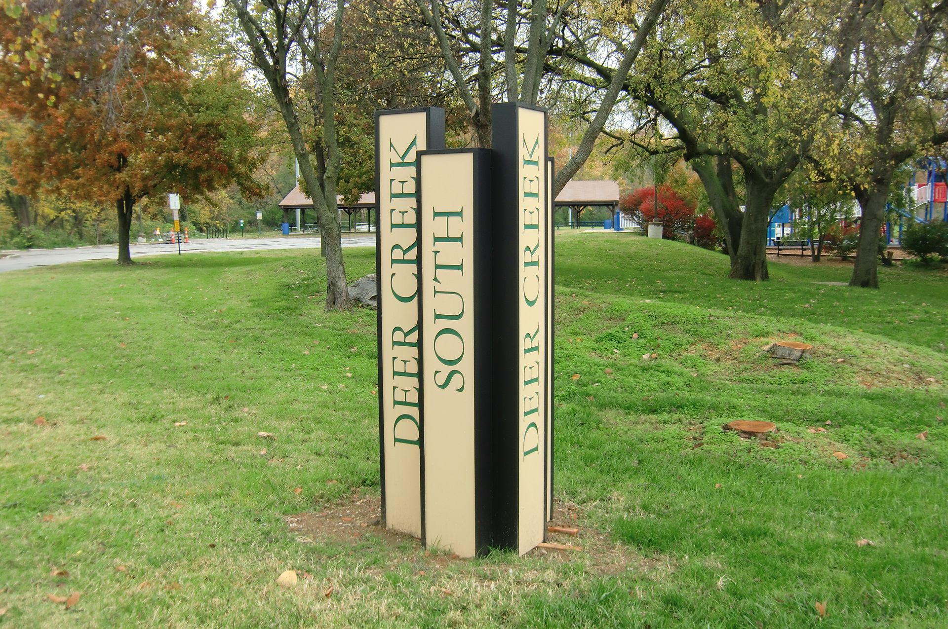 Monument & Pole Signs – St. Louis, MO – The Designery Sign