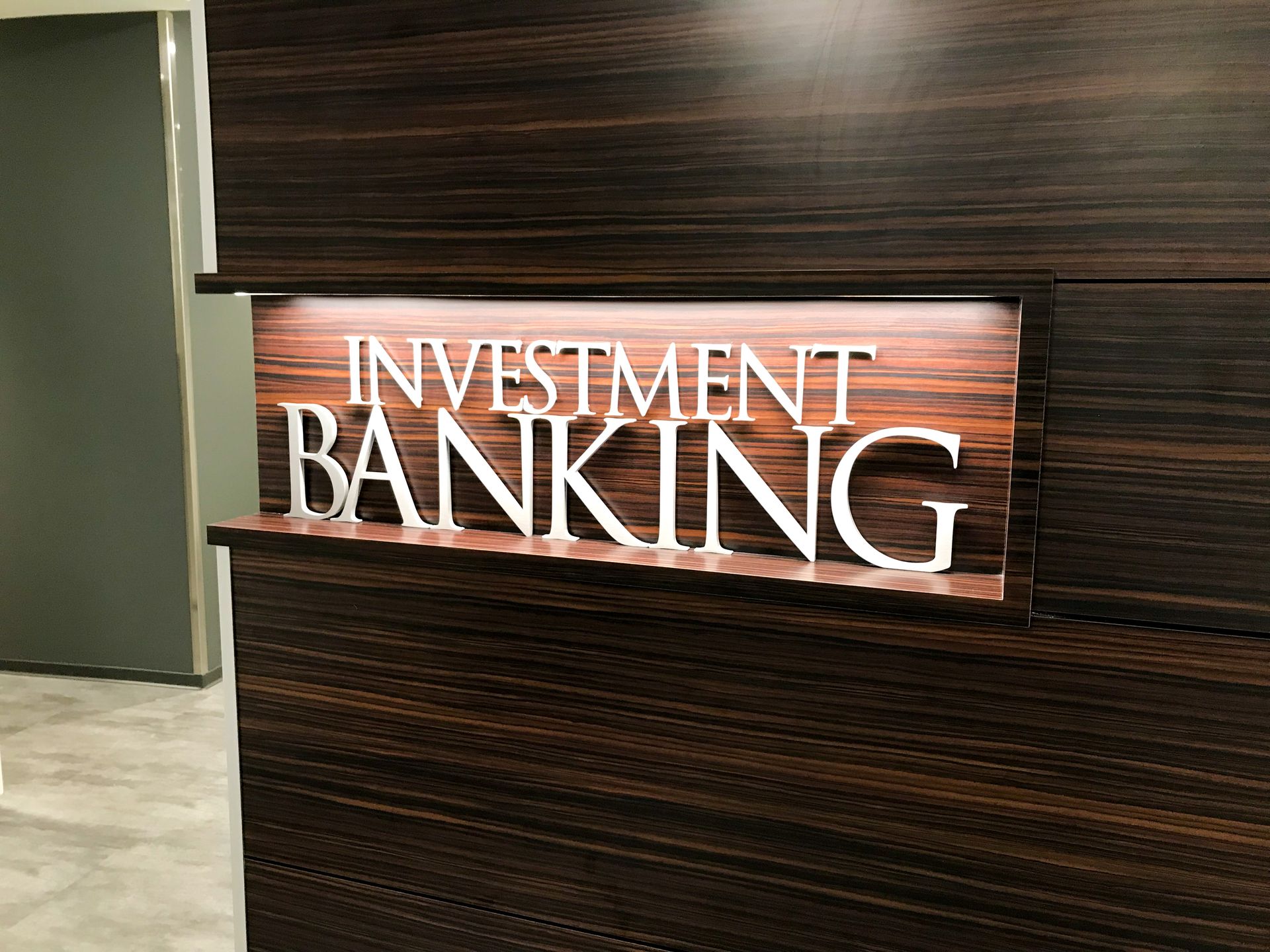 Custom Displays – St. Louis, MO – The Designery Sign Shop