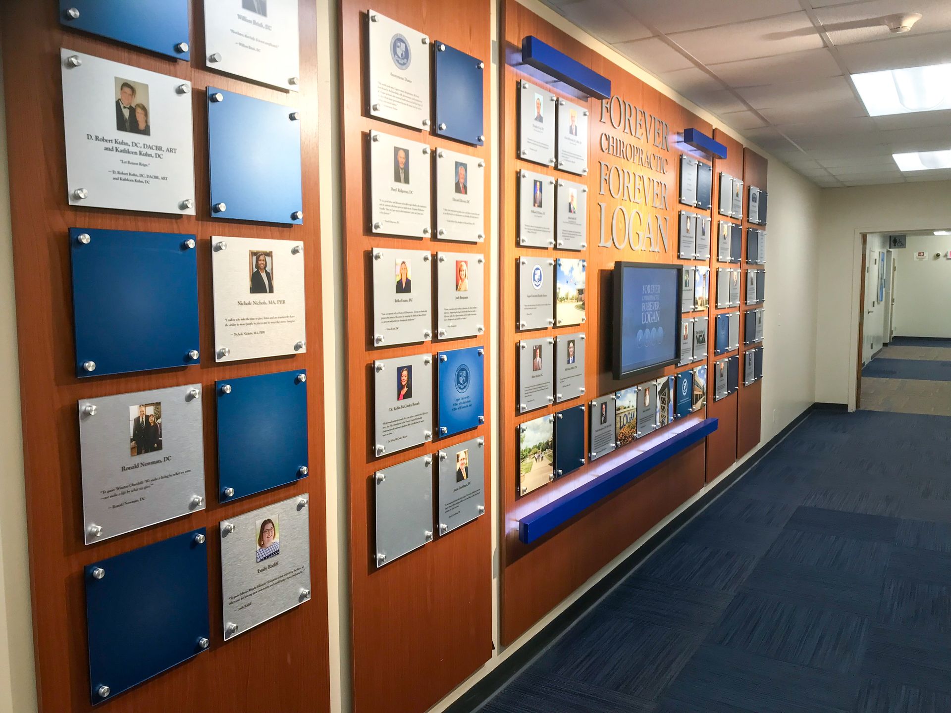 Custom Displays – St. Louis, MO – The Designery Sign Shop