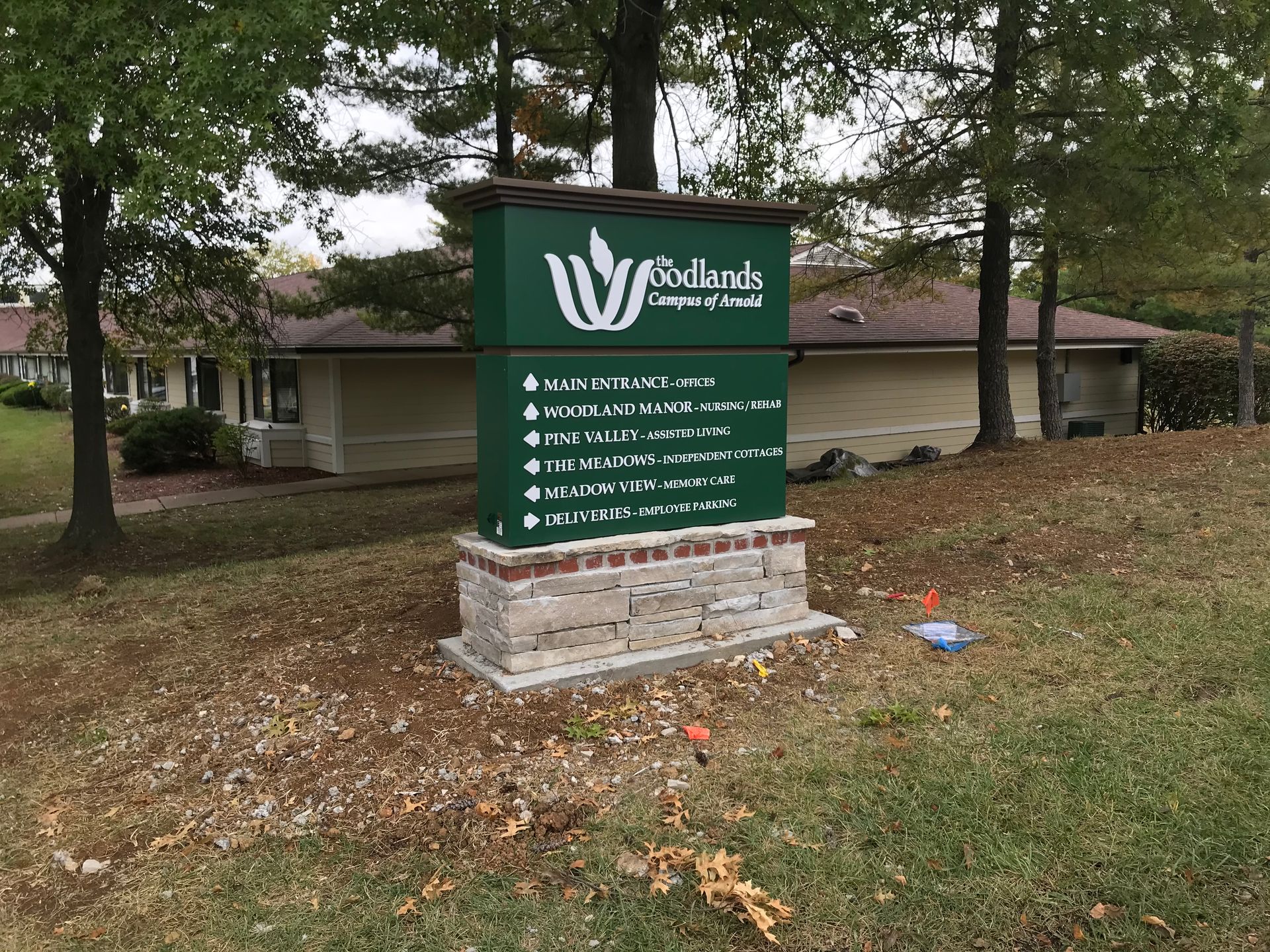 Monument & Pole Signs – St. Louis, MO – The Designery Sign