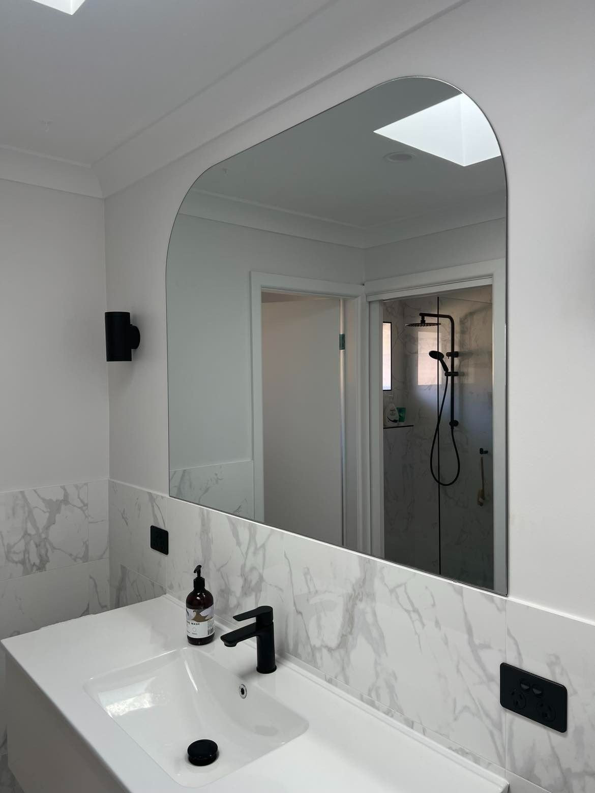Mirror Installation in Nambucca Heads | Envy Glass
