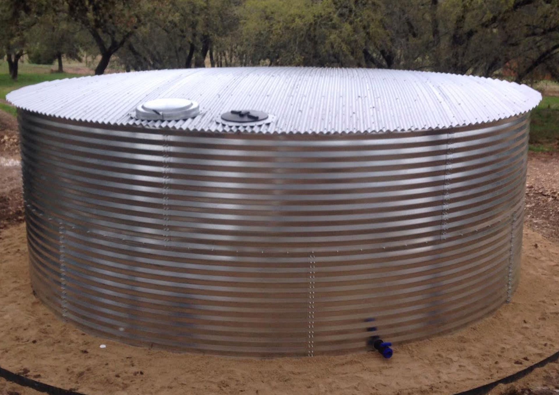 Water Storage Tanks | Loomis Tank Centers | CA