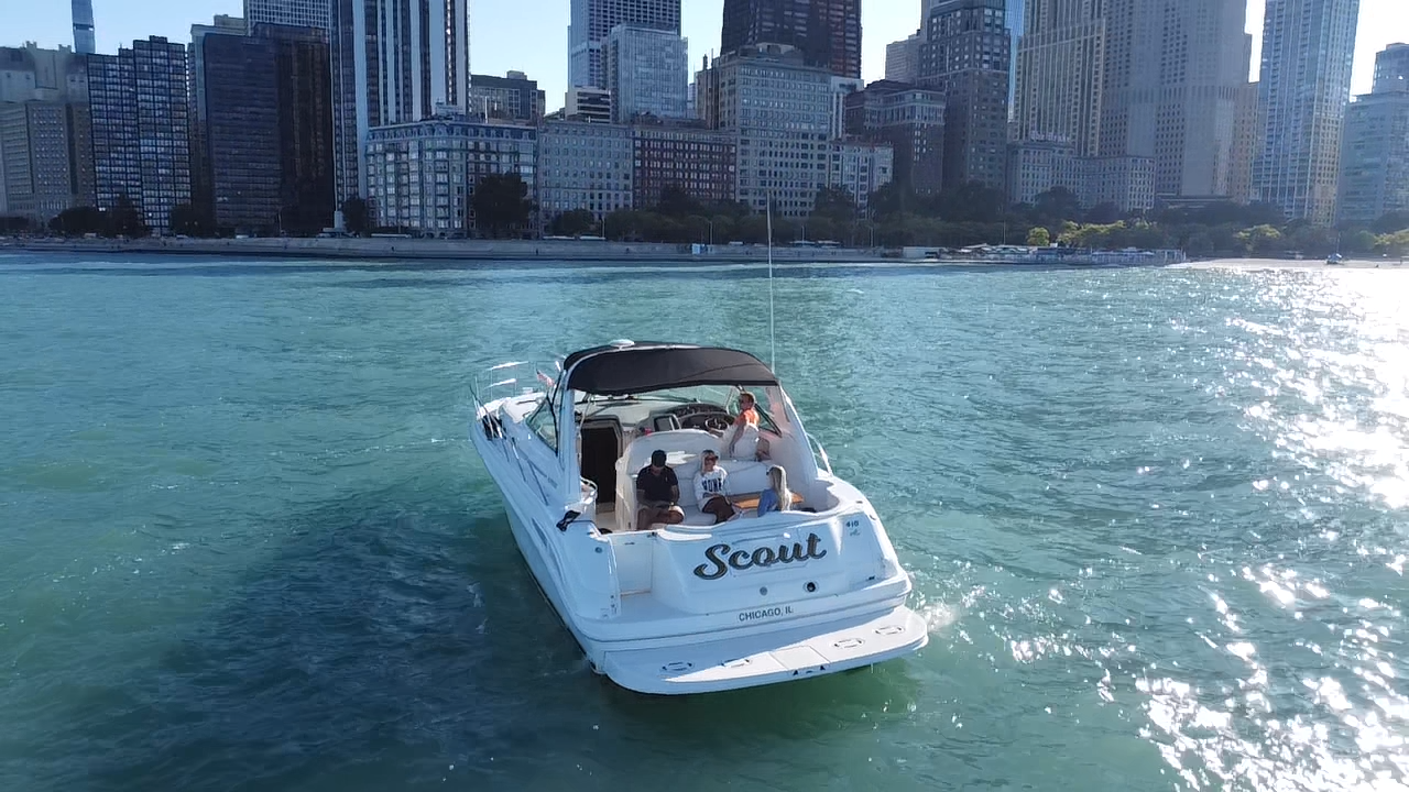 Yacht Rental Chicago - 40' Yacht Rental Chicago