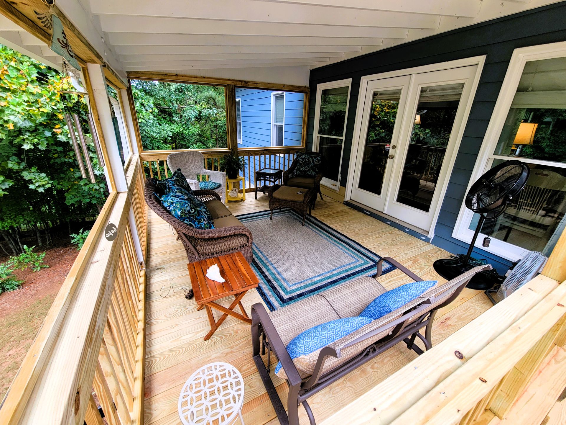 Best Summer Deck Decor Ideas for a Vibrant Outdoor Space