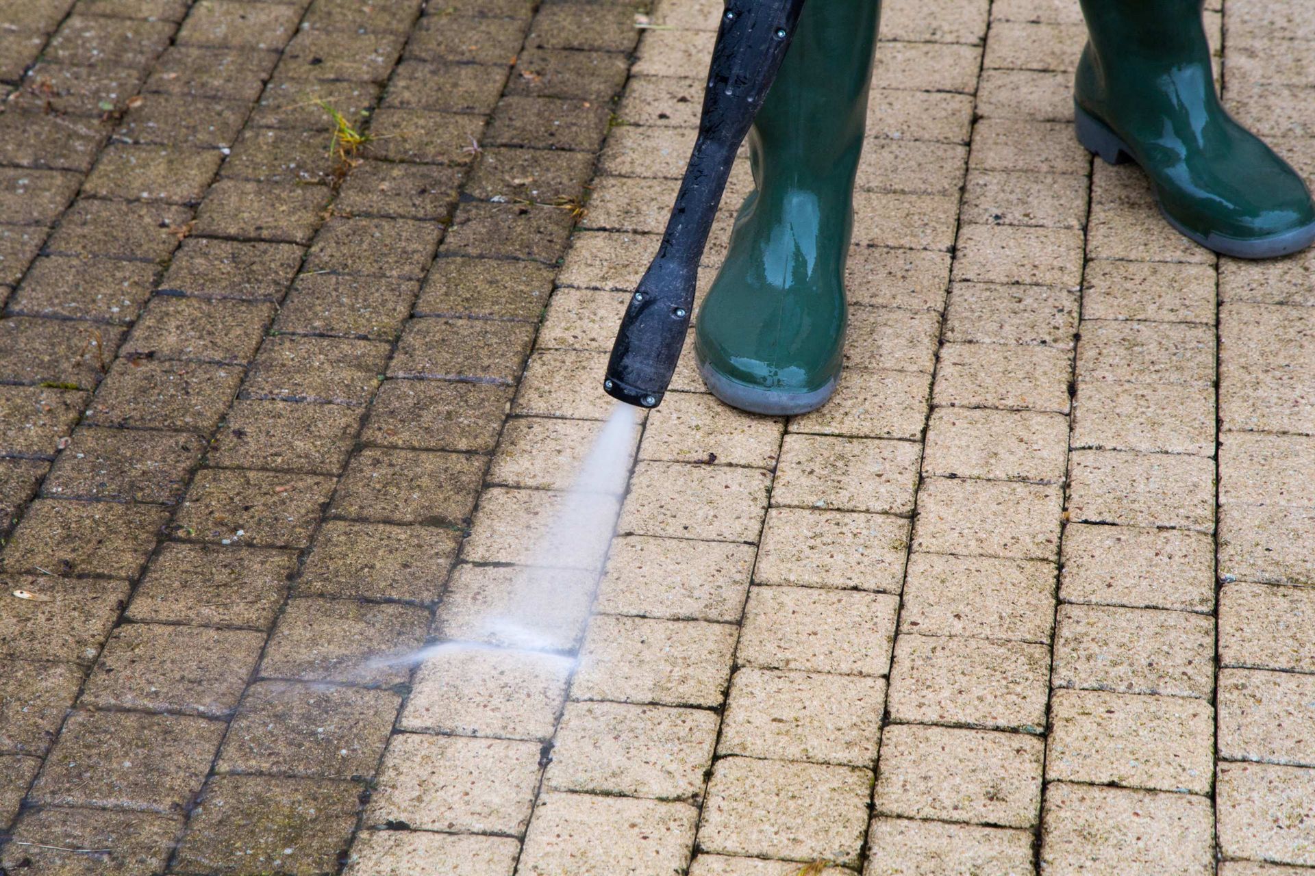 The Dos and Don’ts of Stamped Concrete Cleaning