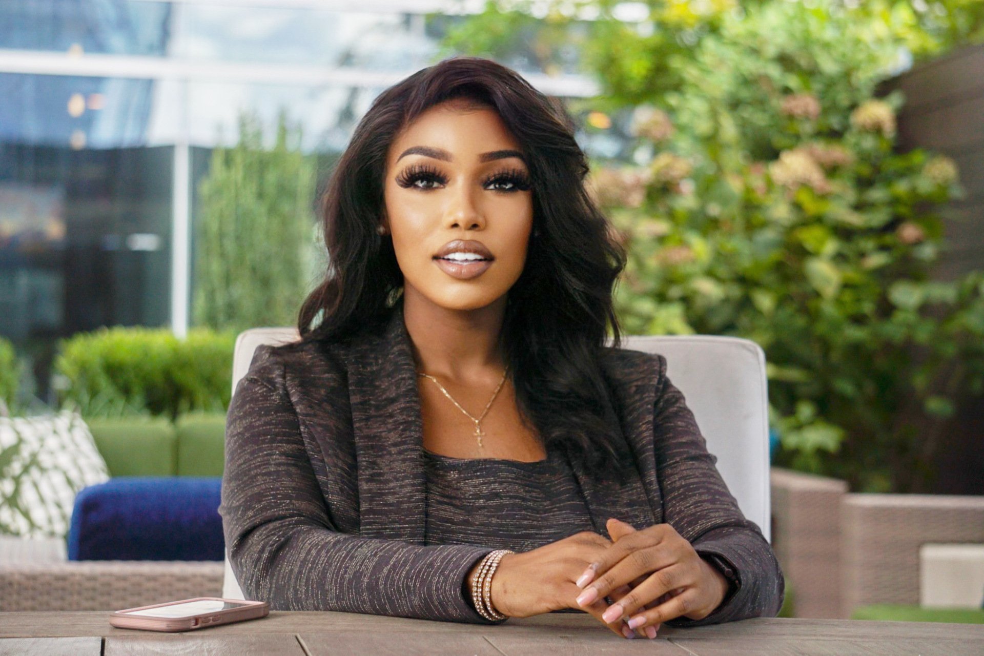 Delva & Sharper | Business Consultation