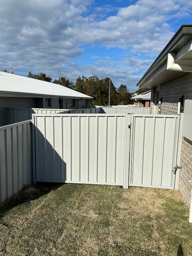 Fencing in Mid North Coast | Mid Coast Boundary Fencing