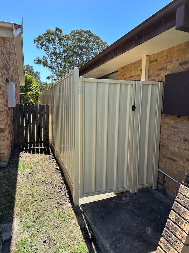 Colorbond Fencing in Taree | Mid Coast Boundary Fencing