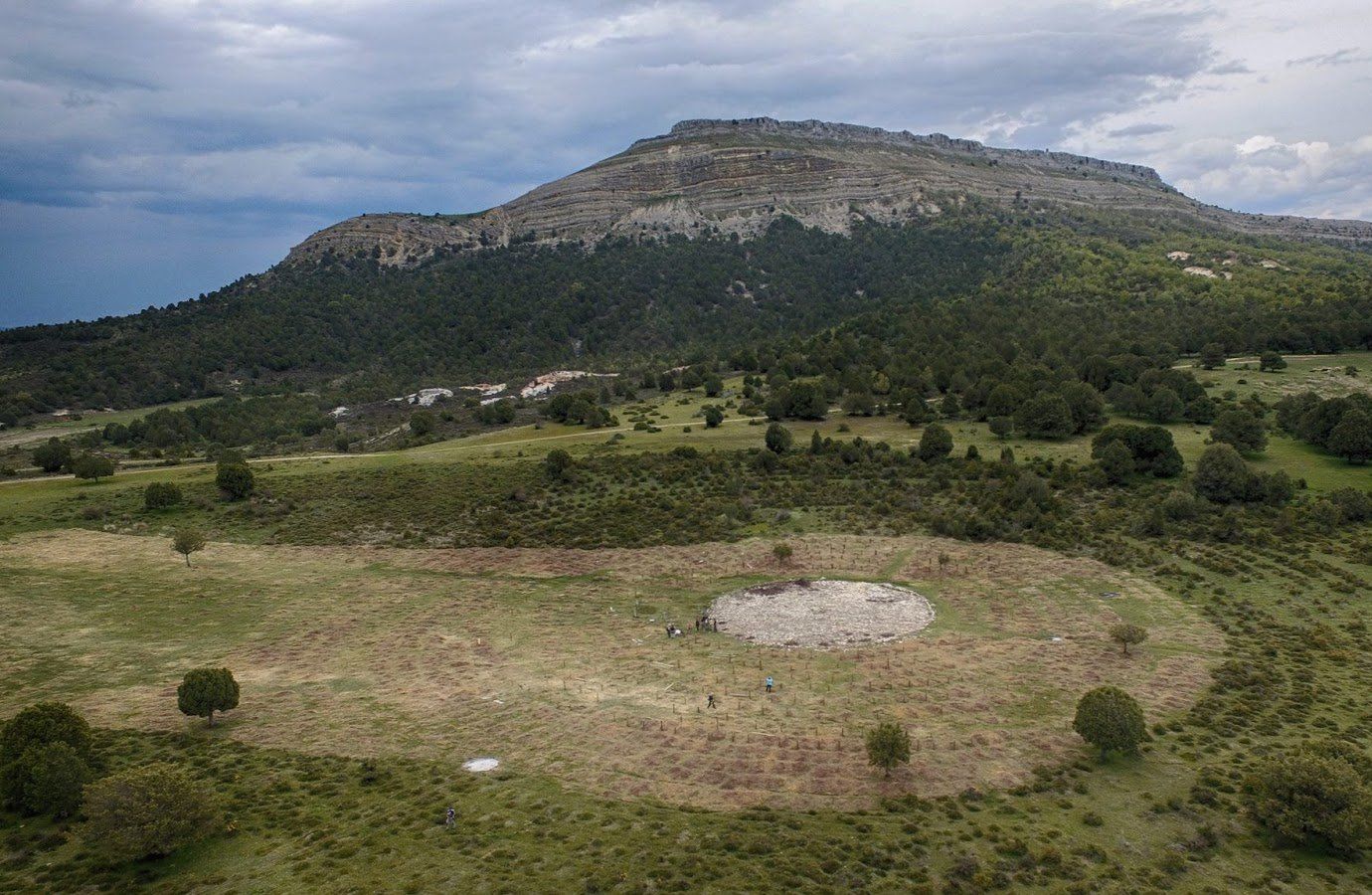 On the tracks of 007 - The ultimate guide to the James Bond filming ...